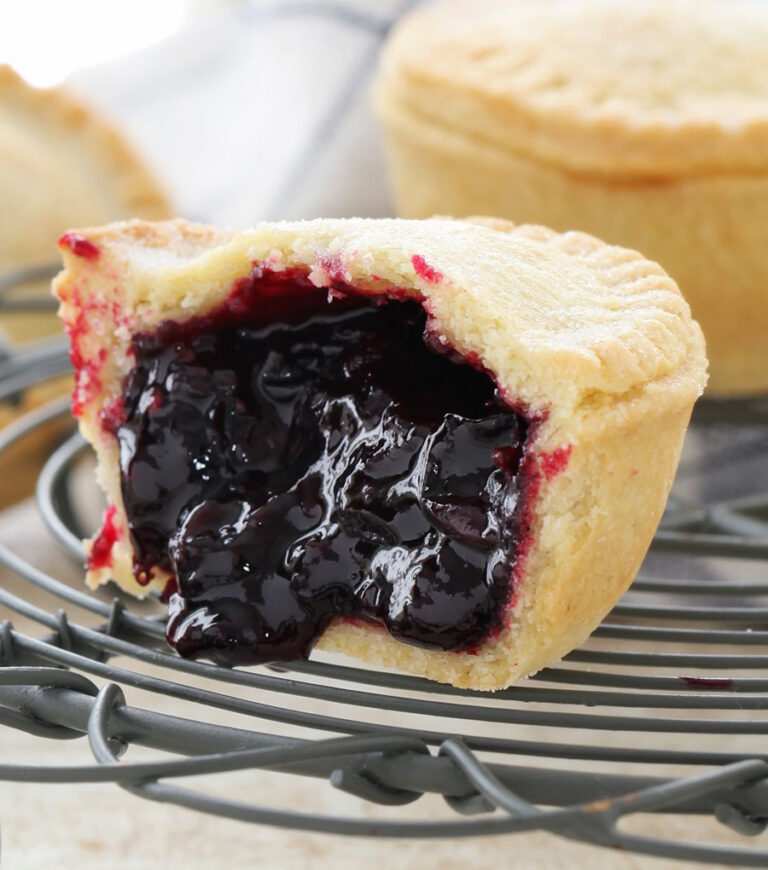 Mary Berry Blackcurrant Pie Recipe